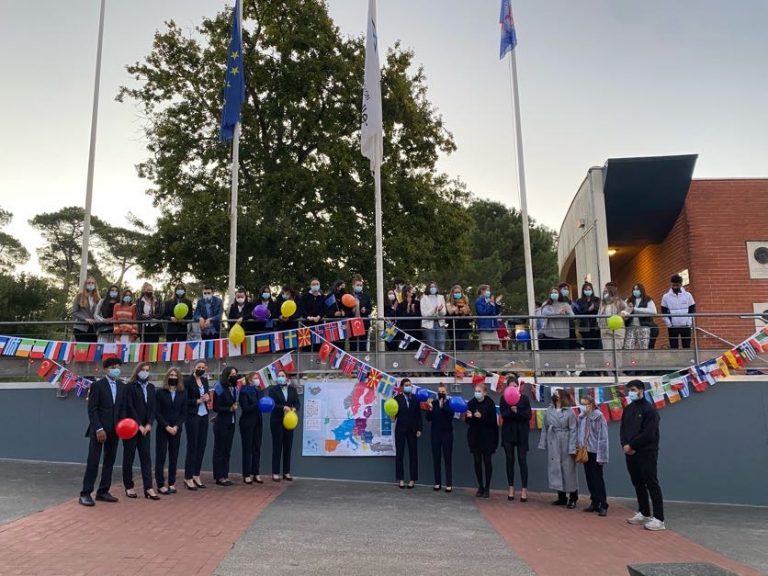 erasmus day 2021 drapeaux (18) – Lycée des Métiers Condorcet Arcachon
